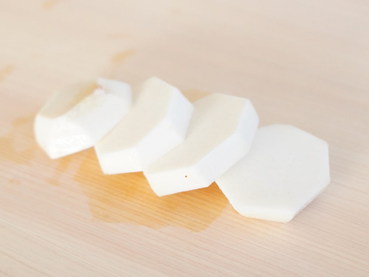 里芋の切り方7種類。定番から六方むきまで。煮物や豚汁におすすめなのは？ - Fily〔フィリー〕